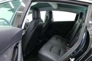 Melns Tesla Model 3 2020 Viļņa, ar dzinēja tilpumu 0.00 L un nobraukumu 89 tūkst. km par 22990 €, foto 12 vietnē AUTOMOTO.COM.LV