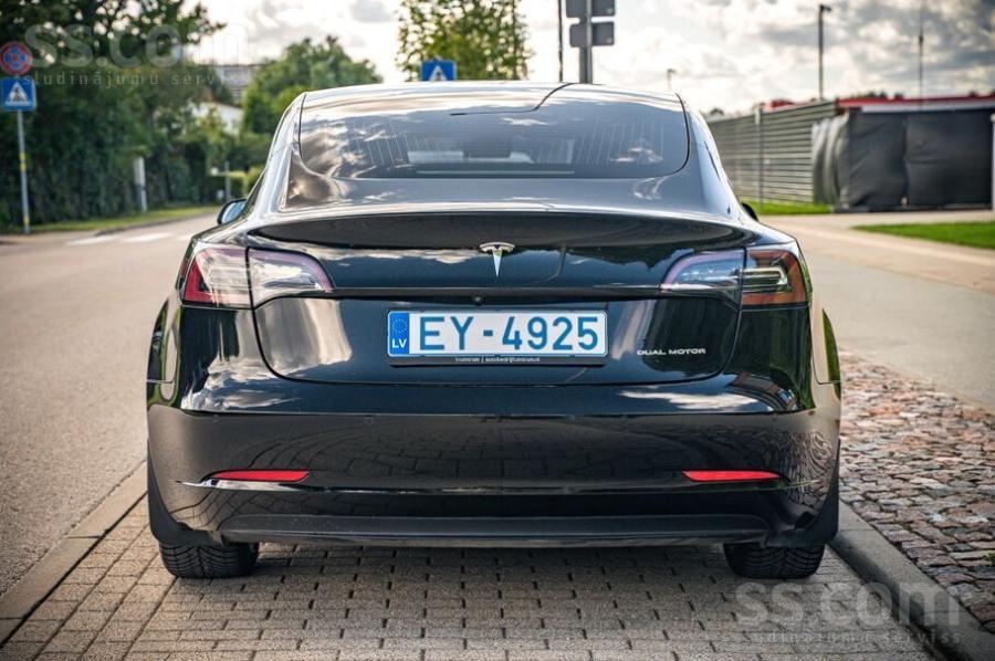 Melns Tesla Model 3 2020 Rīga, ar dzinēja tilpumu 0.00 L un nobraukumu 138 tūkst. km par 23990 €, foto 6 vietnē AUTOMOTO.COM.LV