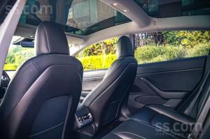 Melns Tesla Model 3 2020 Rīga, ar dzinēja tilpumu 0.00 L un nobraukumu 138 tūkst. km par 23990 €, foto 16 vietnē AUTOMOTO.COM.LV