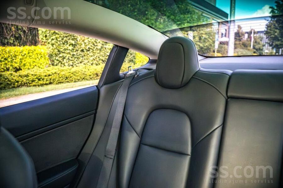 Melns Tesla Model 3 2020 Rīga, ar dzinēja tilpumu 0.00 L un nobraukumu 138 tūkst. km par 23990 €, foto 22 vietnē AUTOMOTO.COM.LV