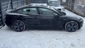 Melns Tesla Model 3 2021 Jonava, ar dzinēja tilpumu 0.00 L un nobraukumu 64 tūkst. km par 12900 €, foto 12 vietnē AUTOMOTO.COM.LV