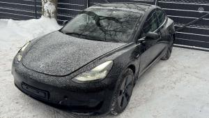 Black Tesla Model 3 2021 in Jonava, with an engine capacity of 0.00 L and mileage of 64 thousand km for 12650 €, photo 11 on AUTOMOTO.COM.LV