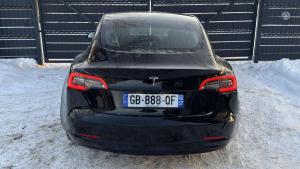 Melns Tesla Model 3 2021 Jonava, ar dzinēja tilpumu 0.00 L un nobraukumu 60 tūkst. km par 11750 €, foto 16 vietnē AUTOMOTO.COM.LV