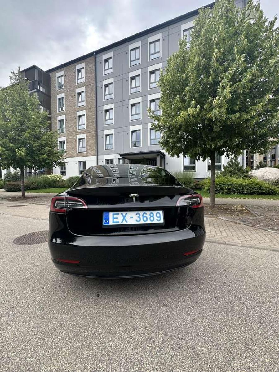 Melns Tesla Model 3 2021 Rīga, ar dzinēja tilpumu 0.00 L un nobraukumu 116 tūkst. km par 21000 €, foto 7 vietnē AUTOMOTO.COM.LV