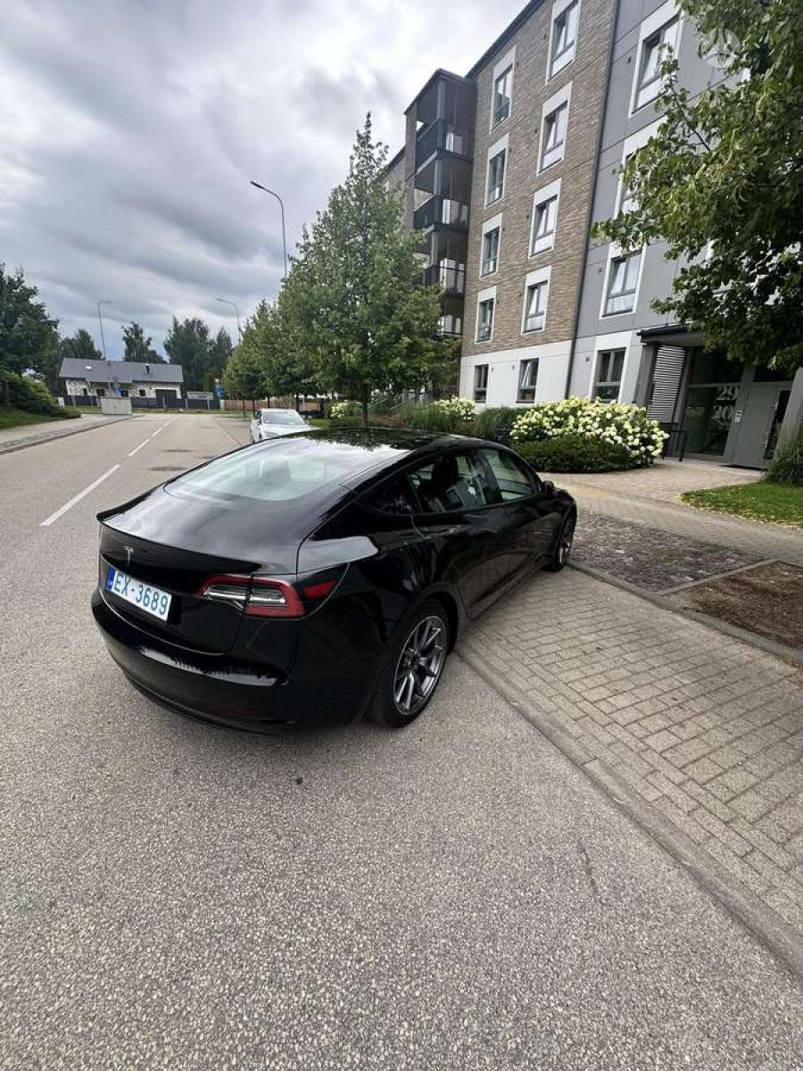 Melns Tesla Model 3 2021 Rīga, ar dzinēja tilpumu 0.00 L un nobraukumu 116 tūkst. km par 21000 €, foto 12 vietnē AUTOMOTO.COM.LV