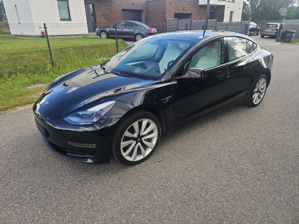 Melns Tesla Model 3 2021 Viļņa, ar dzinēja tilpumu 0.00 L un nobraukumu 247 tūkst. km par 15200 €, foto 6 vietnē AUTOMOTO.COM.LV
