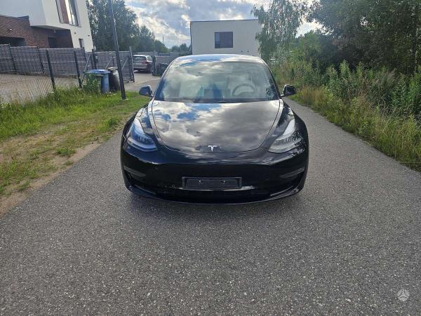 Melns Tesla Model 3 2021 Viļņa, ar dzinēja tilpumu 0.00 L un nobraukumu 247 tūkst. km par 15200 €, foto 7 vietnē AUTOMOTO.COM.LV