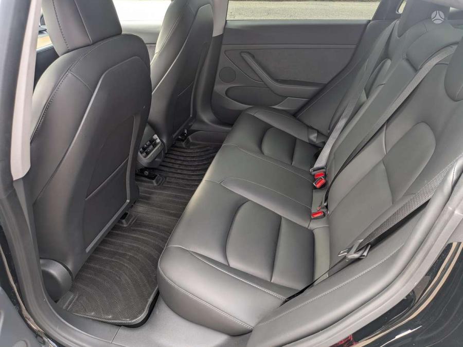 Melns Tesla Model 3 2021 Kauņa, ar dzinēja tilpumu 0.00 L un nobraukumu 65 tūkst. km par 24500 €, foto 13 vietnē AUTOMOTO.COM.LV