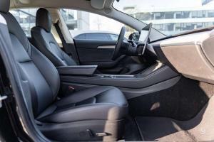 Melns Tesla Model 3 2022 Viļņa, ar dzinēja tilpumu 0.00 L un nobraukumu 110 tūkst. km par 25900 €, foto 16 vietnē AUTOMOTO.COM.LV
