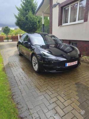 Melns Tesla Model 3 2022 Mažeikiai, ar dzinēja tilpumu 0.00 L un nobraukumu 127 tūkst. km par 24300 €, foto 3 vietnē AUTOMOTO.COM.LV