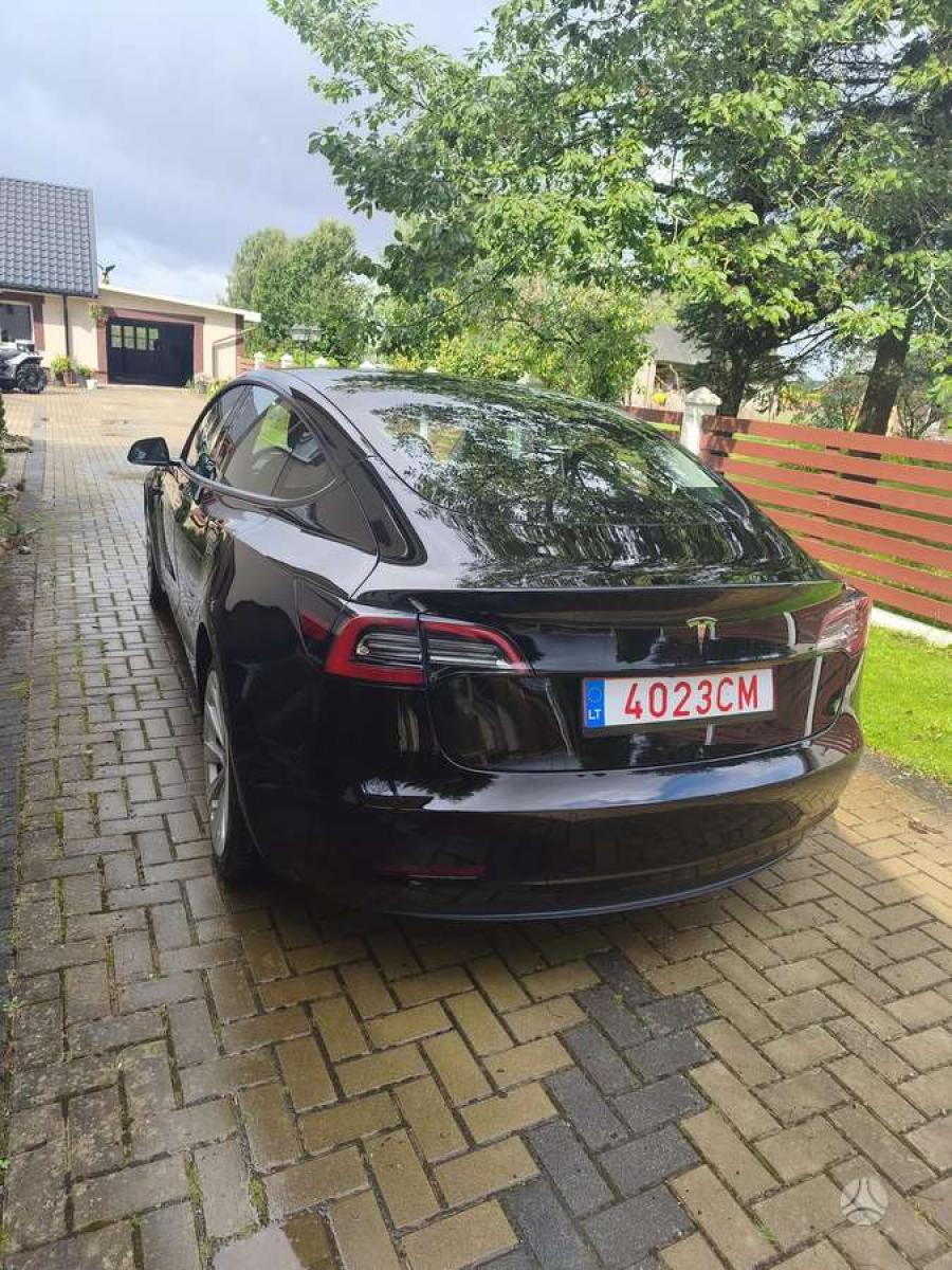 Melns Tesla Model 3 2022 Mažeikiai, ar dzinēja tilpumu 0.00 L un nobraukumu 127 tūkst. km par 24300 €, foto 6 vietnē AUTOMOTO.COM.LV