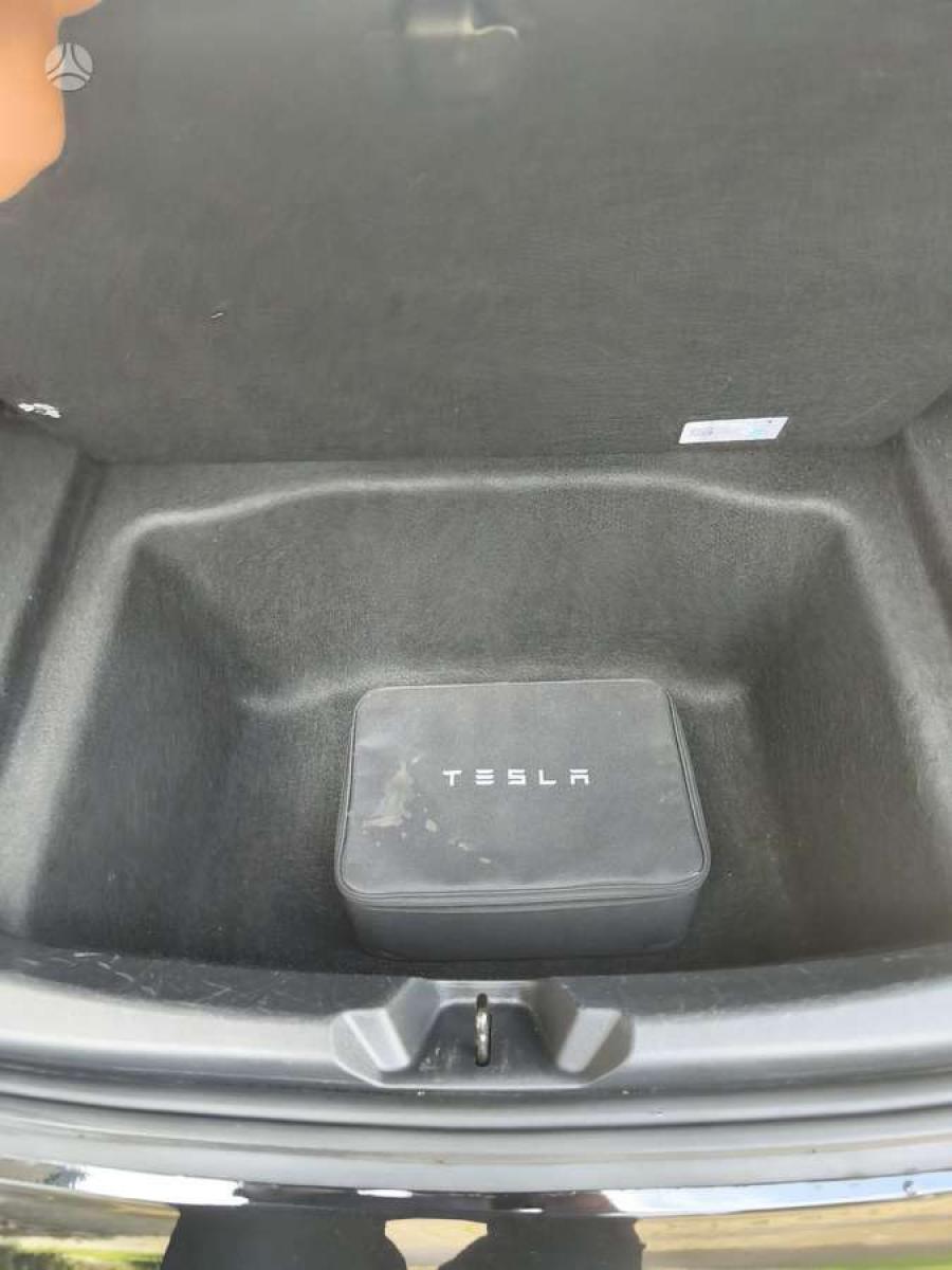Melns Tesla Model 3 2022 Mažeikiai, ar dzinēja tilpumu 0.00 L un nobraukumu 127 tūkst. km par 24300 €, foto 14 vietnē AUTOMOTO.COM.LV