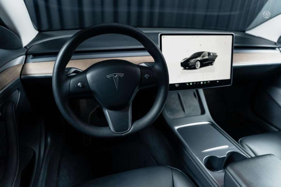 Melns Tesla Model 3 2023 Viļņa, ar dzinēja tilpumu 0.00 L un nobraukumu 38 tūkst. km par 29999 €, foto 20 vietnē AUTOMOTO.COM.LV