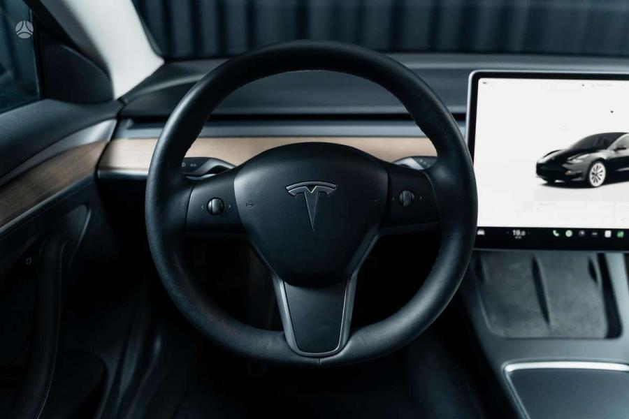 Melns Tesla Model 3 2023 Viļņa, ar dzinēja tilpumu 0.00 L un nobraukumu 38 tūkst. km par 29999 €, foto 21 vietnē AUTOMOTO.COM.LV
