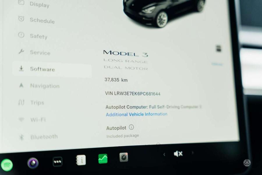 Melns Tesla Model 3 2023 Viļņa, ar dzinēja tilpumu 0.00 L un nobraukumu 38 tūkst. km par 29999 €, foto 30 vietnē AUTOMOTO.COM.LV