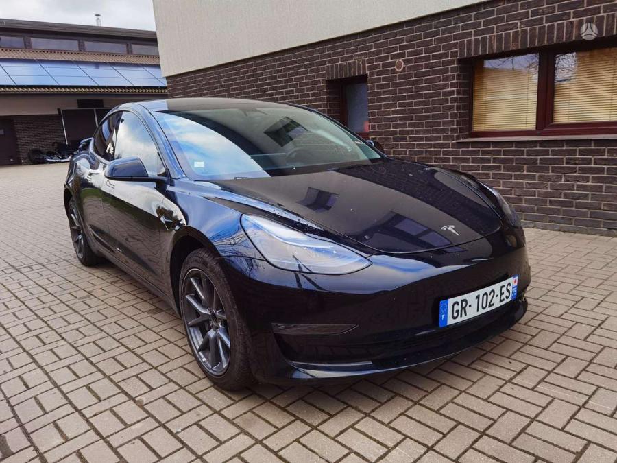 Melns Tesla Model 3 2023 Kauņa, ar dzinēja tilpumu 0.00 L un nobraukumu 109 tūkst. km par 12900 €, foto 5 vietnē AUTOMOTO.COM.LV