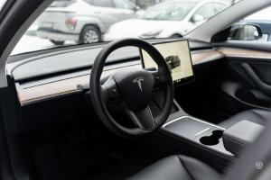 Melns Tesla Model 3 2023 Viļņa, ar dzinēja tilpumu 0.00 L un nobraukumu 134 tūkst. km par 26500 €, foto 8 vietnē AUTOMOTO.COM.LV