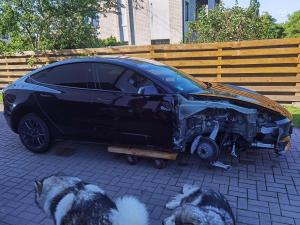 Black Tesla Model 3 2023 in Kaunas, with an engine capacity of 0.00 L and mileage of 61 thousand km for 17500 €, photo 10 on AUTOMOTO.COM.LV