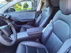 Melns Tesla Model 3 2023 Kauņa, ar dzinēja tilpumu 0.00 L un nobraukumu 62 tūkst. km par 16700 €, foto 6 vietnē AUTOMOTO.COM.LV