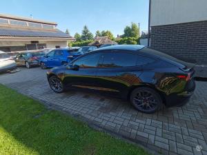 Melns Tesla Model 3 2023 Kauņa, ar dzinēja tilpumu 0.00 L un nobraukumu 62 tūkst. km par 16700 €, foto 8 vietnē AUTOMOTO.COM.LV