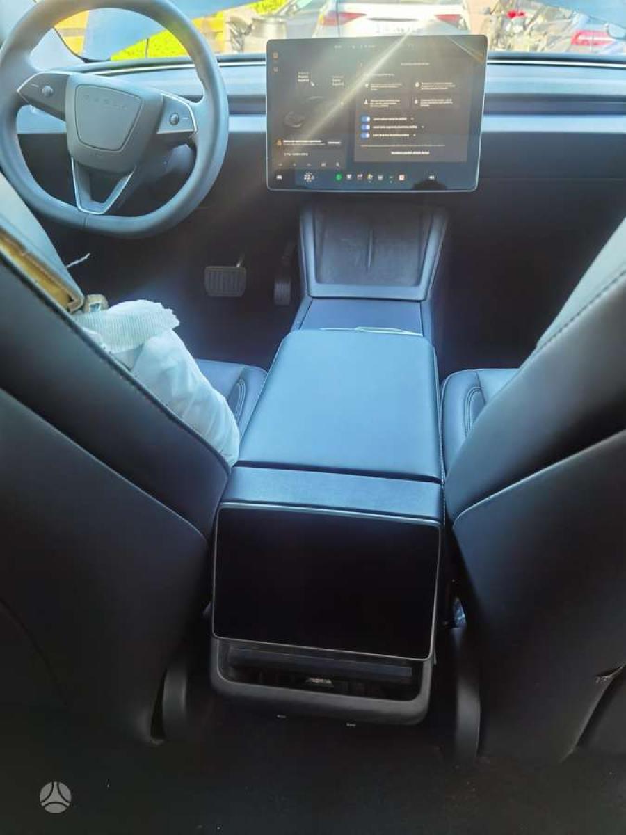 Melns Tesla Model 3 2023 Kauņa, ar dzinēja tilpumu 0.00 L un nobraukumu 62 tūkst. km par 16700 €, foto 41 vietnē AUTOMOTO.COM.LV