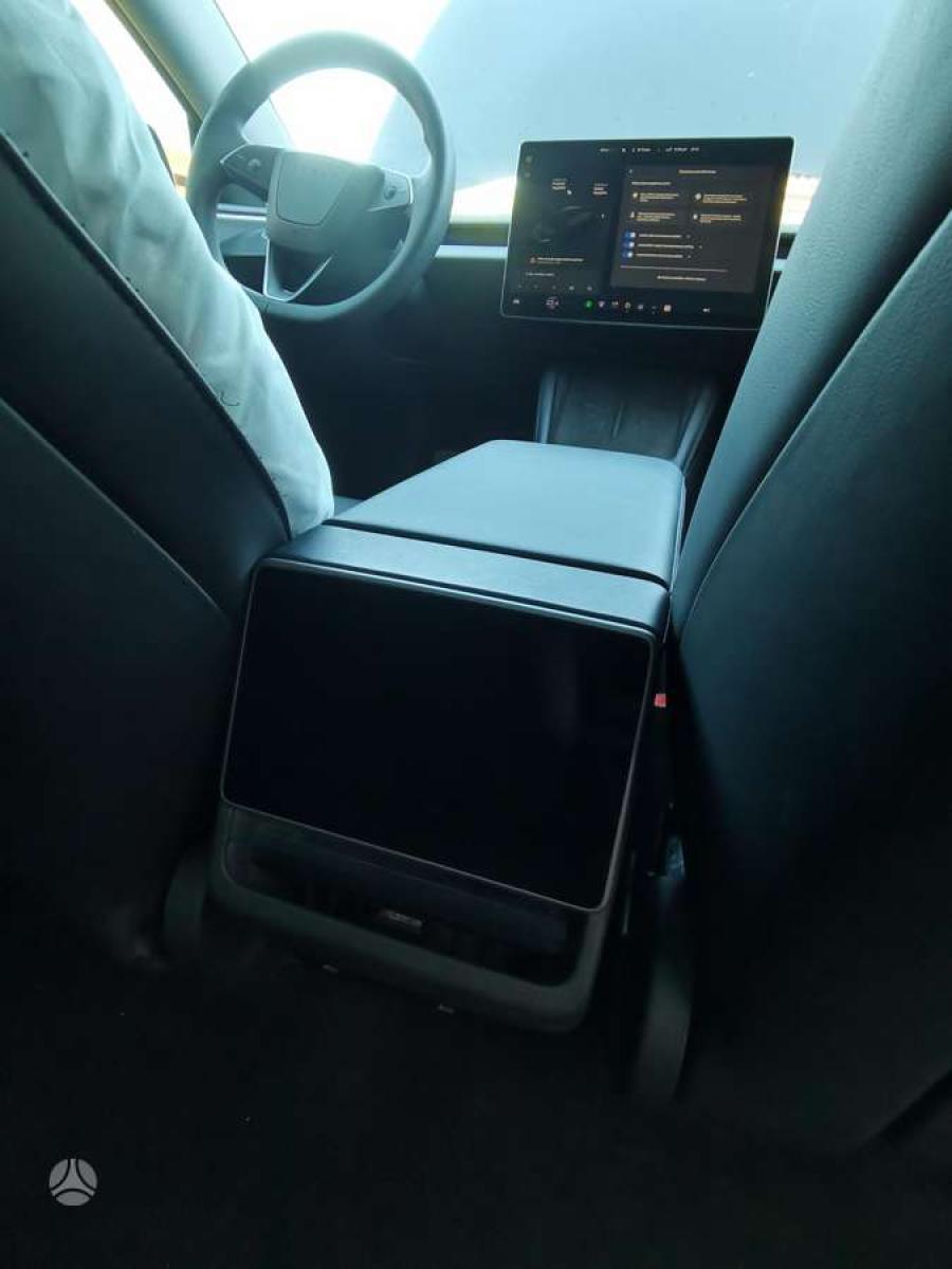 Melns Tesla Model 3 2023 Kauņa, ar dzinēja tilpumu 0.00 L un nobraukumu 62 tūkst. km par 16700 €, foto 44 vietnē AUTOMOTO.COM.LV