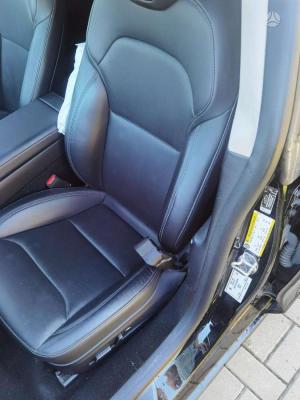 Melns Tesla Model 3 2023 Kauņa, ar dzinēja tilpumu 0.00 L un nobraukumu 62 tūkst. km par 16700 €, foto 51 vietnē AUTOMOTO.COM.LV