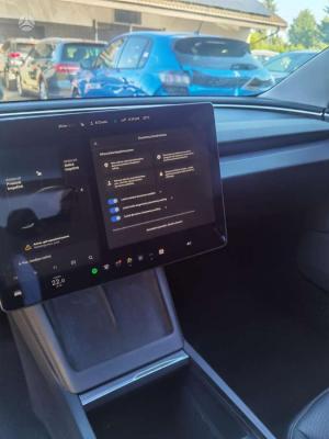 Melns Tesla Model 3 2023 Kauņa, ar dzinēja tilpumu 0.00 L un nobraukumu 62 tūkst. km par 16700 €, foto 52 vietnē AUTOMOTO.COM.LV