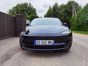 Melns Tesla Model 3 2023 Kauņa, ar dzinēja tilpumu 0.00 L un nobraukumu 62 tūkst. km par 17400 €, foto 9 vietnē AUTOMOTO.COM.LV