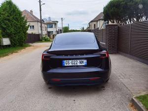 Melns Tesla Model 3 2023 Kauņa, ar dzinēja tilpumu 0.00 L un nobraukumu 62 tūkst. km par 17400 €, foto 18 vietnē AUTOMOTO.COM.LV