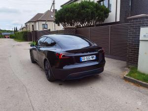 Melns Tesla Model 3 2023 Kauņa, ar dzinēja tilpumu 0.00 L un nobraukumu 62 tūkst. km par 17400 €, foto 19 vietnē AUTOMOTO.COM.LV