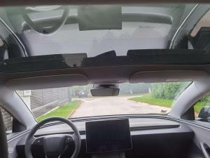 Melns Tesla Model 3 2023 Kauņa, ar dzinēja tilpumu 0.00 L un nobraukumu 62 tūkst. km par 17400 €, foto 24 vietnē AUTOMOTO.COM.LV