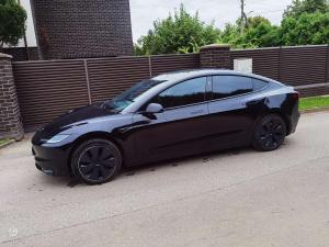 Melns Tesla Model 3 2023 Kauņa, ar dzinēja tilpumu 0.00 L un nobraukumu 62 tūkst. km par 17400 €, foto 37 vietnē AUTOMOTO.COM.LV