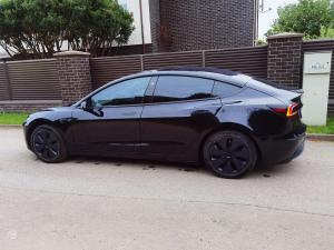 Melns Tesla Model 3 2023 Kauņa, ar dzinēja tilpumu 0.00 L un nobraukumu 62 tūkst. km par 17400 €, foto 38 vietnē AUTOMOTO.COM.LV
