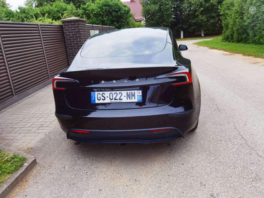 Melns Tesla Model 3 2023 Kauņa, ar dzinēja tilpumu 0.00 L un nobraukumu 62 tūkst. km par 17400 €, foto 39 vietnē AUTOMOTO.COM.LV