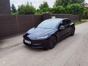 Melns Tesla Model 3 2023 Kauņa, ar dzinēja tilpumu 0.00 L un nobraukumu 62 tūkst. km par 17400 €, foto 57 vietnē AUTOMOTO.COM.LV