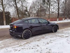 Melns Tesla Model 3 2024 Kauņa, ar dzinēja tilpumu 0.00 L un nobraukumu 16 tūkst. km par 19500 €, foto 29 vietnē AUTOMOTO.COM.LV