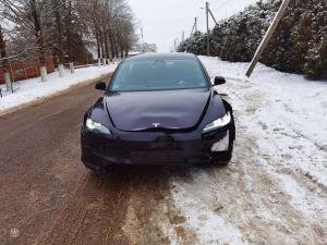 Melns Tesla Model 3 2024 Kauņa, ar dzinēja tilpumu 0.00 L un nobraukumu 16 tūkst. km par 19500 €, foto 33 vietnē AUTOMOTO.COM.LV