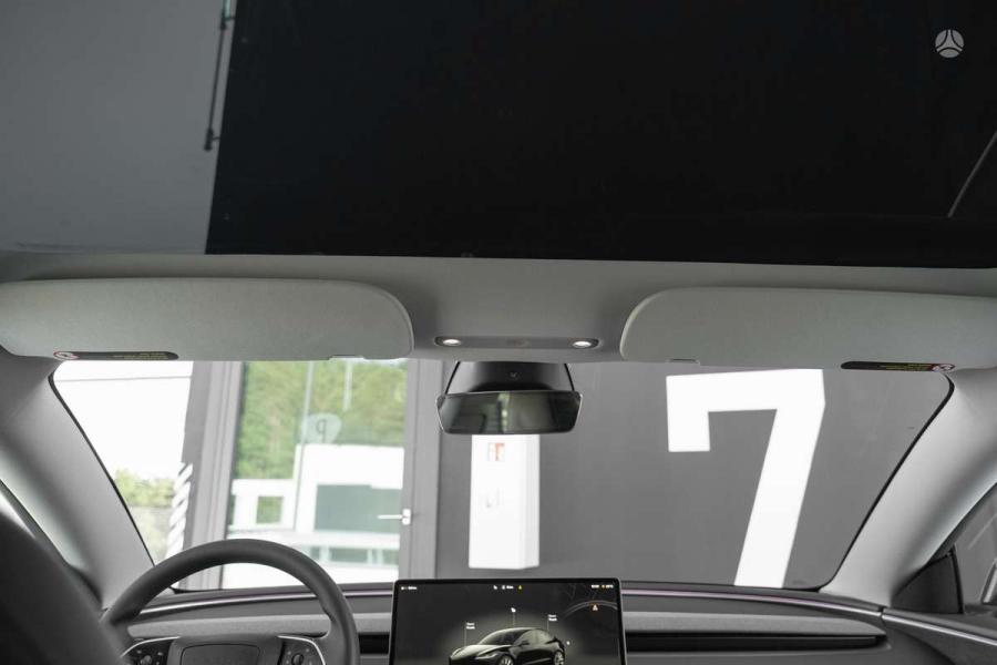 Melns Tesla Model 3 2025 Viļņa, ar dzinēja tilpumu 0.00 L un nobraukumu 28 tūkst. km par 35000 €, foto 16 vietnē AUTOMOTO.COM.LV