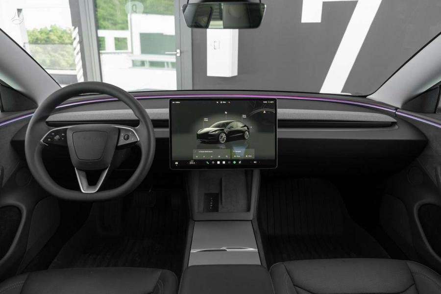 Melns Tesla Model 3 2025 Viļņa, ar dzinēja tilpumu 0.00 L un nobraukumu 28 tūkst. km par 35000 €, foto 17 vietnē AUTOMOTO.COM.LV
