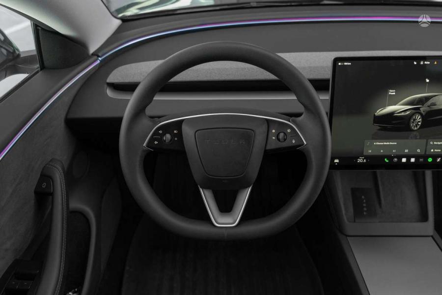 Melns Tesla Model 3 2025 Viļņa, ar dzinēja tilpumu 0.00 L un nobraukumu 28 tūkst. km par 35000 €, foto 18 vietnē AUTOMOTO.COM.LV