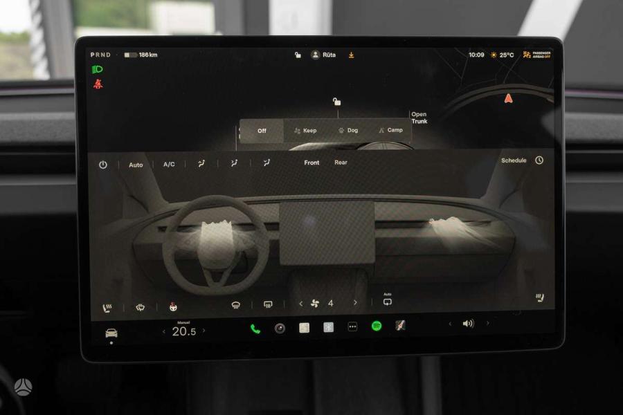 Melns Tesla Model 3 2025 Viļņa, ar dzinēja tilpumu 0.00 L un nobraukumu 28 tūkst. km par 35000 €, foto 19 vietnē AUTOMOTO.COM.LV