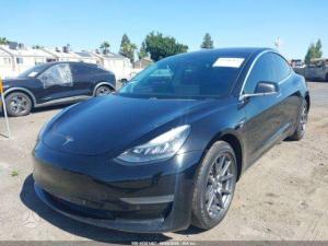 Black Tesla Model 3 2018 in Klaipeda, with an engine capacity of 0.00 L and mileage of 158 thousand km for 13800 €, photo  on AUTOMOTO.COM.LV