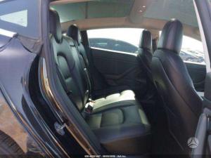 Black Tesla Model 3 2018 in Klaipeda, with an engine capacity of 0.00 L and mileage of 158 thousand km for 13800 €, photo 8 on AUTOMOTO.COM.LV