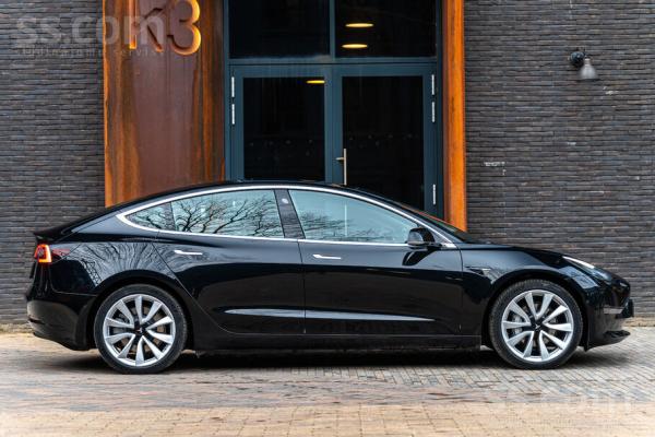 Melns Tesla Model 3 2019 Rīga, ar dzinēja tilpumu 0.00 L un nobraukumu 87 tūkst. km par 23990 €, foto 7 vietnē AUTOMOTO.COM.LV
