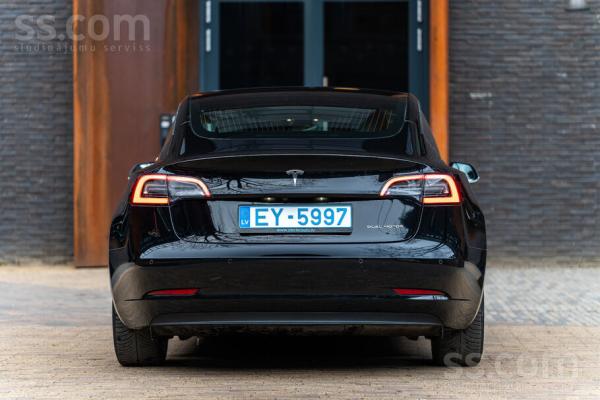 Melns Tesla Model 3 2019 Rīga, ar dzinēja tilpumu 0.00 L un nobraukumu 87 tūkst. km par 23990 €, foto 9 vietnē AUTOMOTO.COM.LV