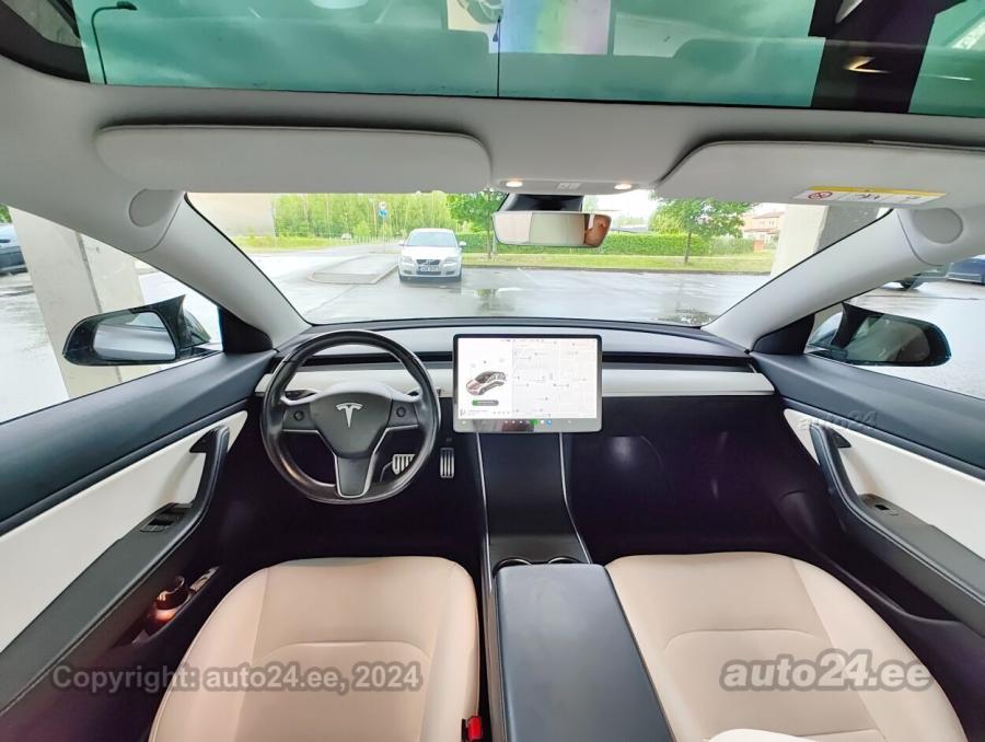 Black Tesla Model 3 2019 in Tallinn, with an engine capacity of 0.00 L and mileage of 157 thousand km for 22500 €, photo 3 on AUTOMOTO.COM.LV