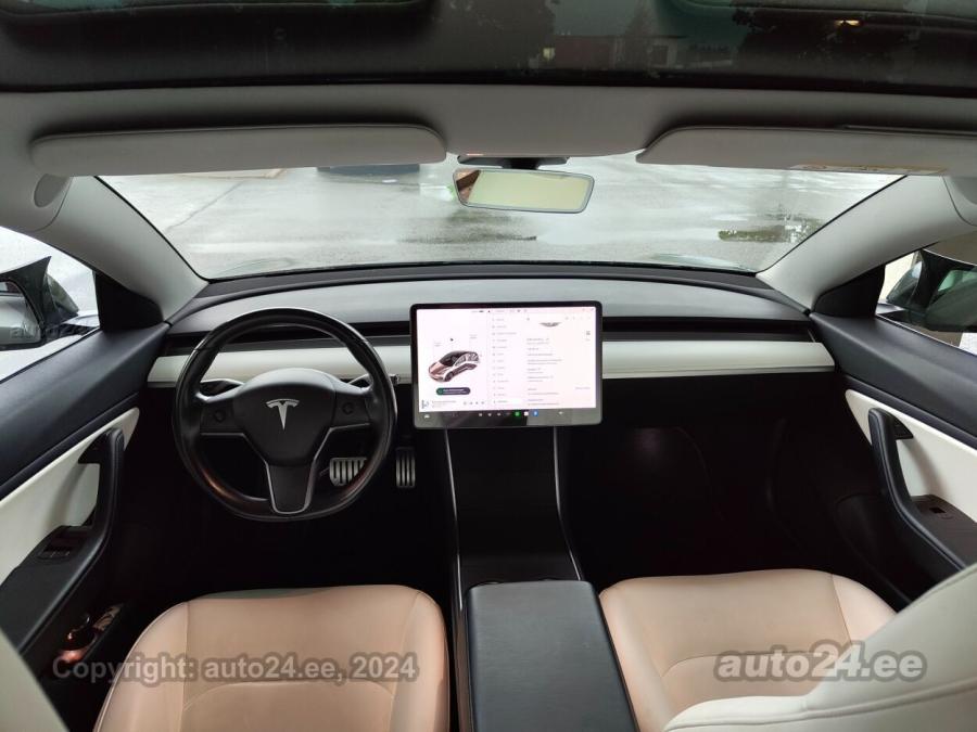 Black Tesla Model 3 2019 in Tallinn, with an engine capacity of 0.00 L and mileage of 157 thousand km for 22500 €, photo 4 on AUTOMOTO.COM.LV