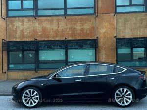 Melns Tesla Model 3 2019 Tallina, ar dzinēja tilpumu 0.00 L un nobraukumu 92 tūkst. km par 20900 €, foto 6 vietnē AUTOMOTO.COM.LV