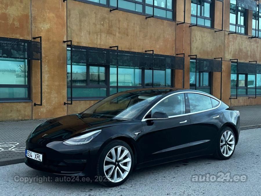 Melns Tesla Model 3 2019 Tallina, ar dzinēja tilpumu 0.00 L un nobraukumu 92 tūkst. km par 20900 €, foto 7 vietnē AUTOMOTO.COM.LV